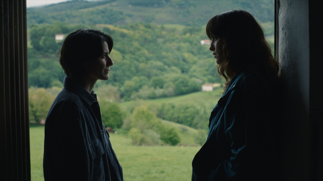 She Walks In Darkness | Where to watch streaming and online in the UK | Flicks