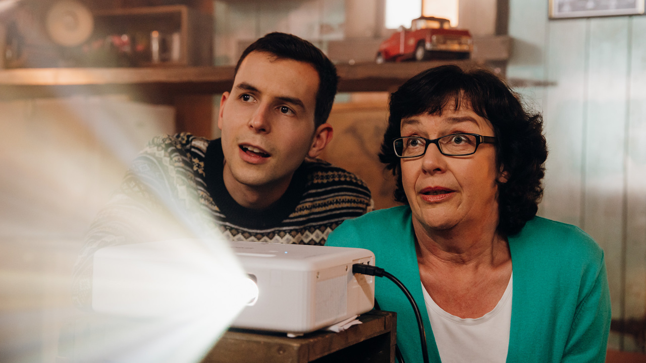 James Must-A-Pic His Mum A Man | Where to watch streaming and online in ...